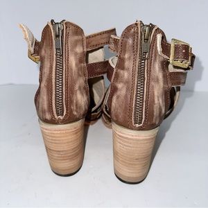Freebird by Steven | Shoes | New Freebird Claw Distressed Brown Leather Strappy Heel Gladiator ...